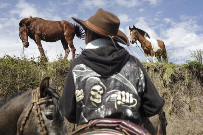 Retratos del pueblo Kitu Kara - La Barra Espaciadora
