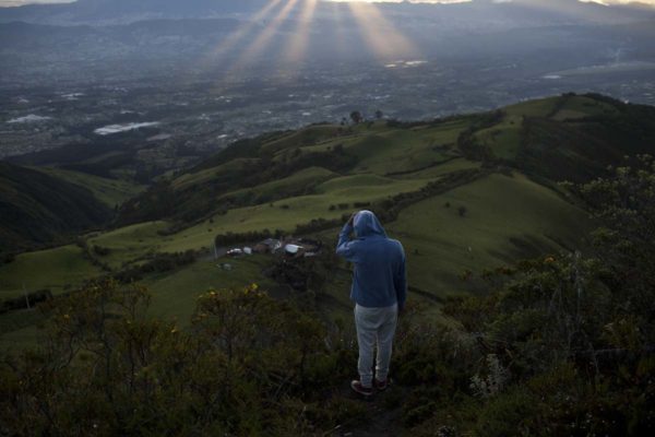 Retratos del pueblo Kitu Kara - La Barra Espaciadora
